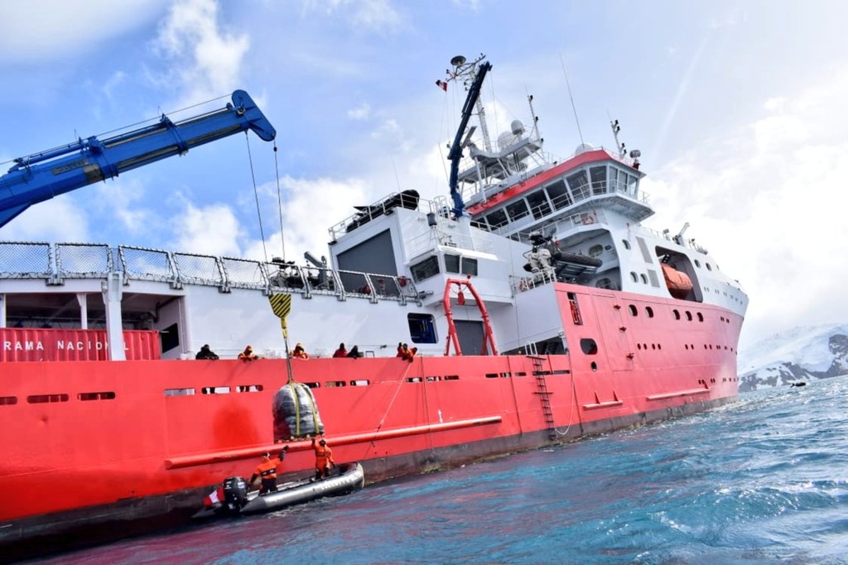 Greenpeace to Construct 100% Green Energy Sailing Ship